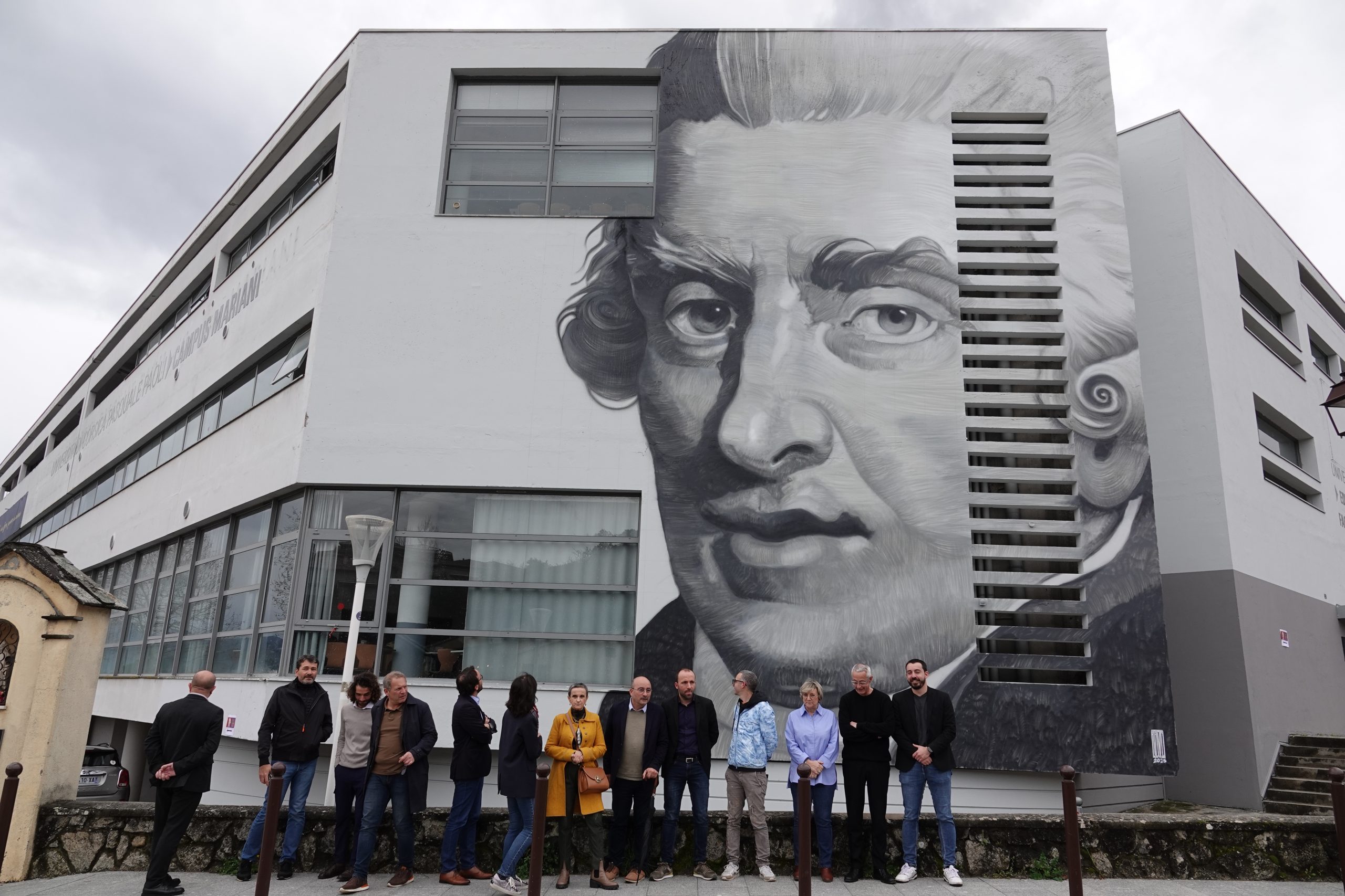 Dévoilement de la fresque de Pasquale Paoli | Università di Corsica ...